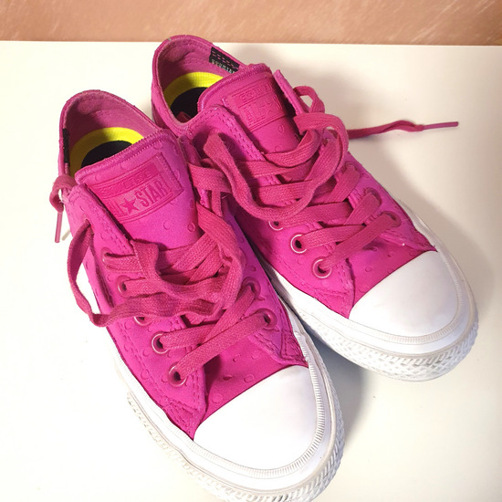Pink Converse Chuck II Patike %%1000