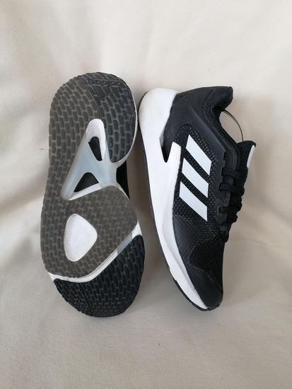 ADIDAS ESUENCE br 37,5 - SNIZENO, rezz