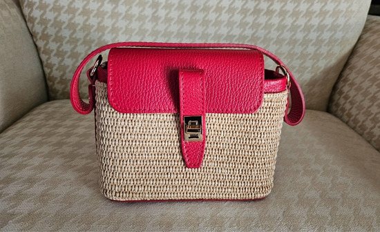 RezItalijanska koža & raffia crossbody torba, novo