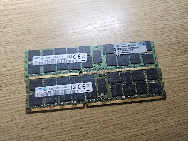 Samsung DDR3 RAM ECC Memorija 16GB PC3-14900R M393B1K70