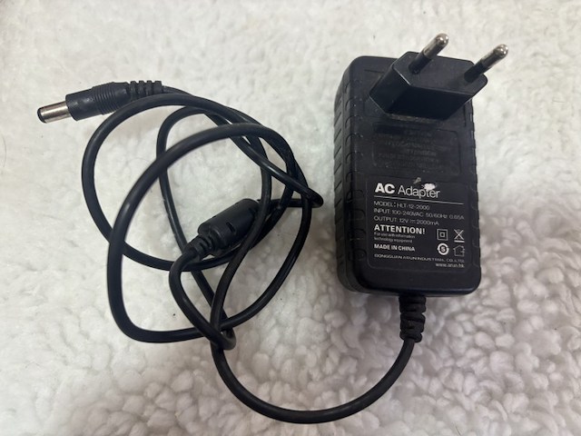 Adapter 12v 2a