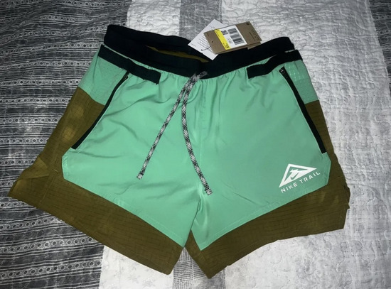 NIKE TRAIL Dri-FIT Running Shorts vel. S NOVO