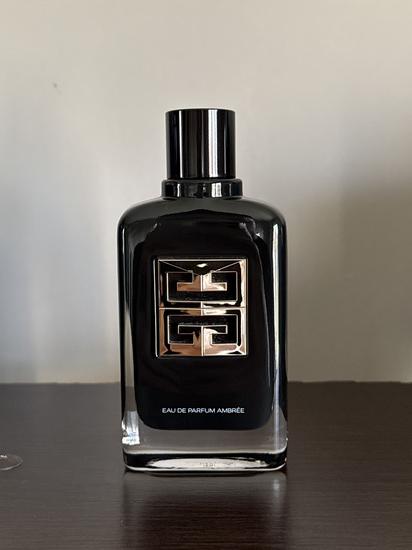 Givenchy Gentleman Society EDP Ambree