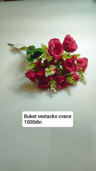 Buket veštačkog cveća – crvene ruže