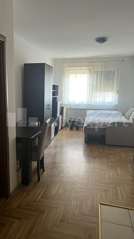 Stan Izdavanje Novi Sad Bez skrivenih troškova - 26m², Tihomira Ostojića, Novi Sad - 300€