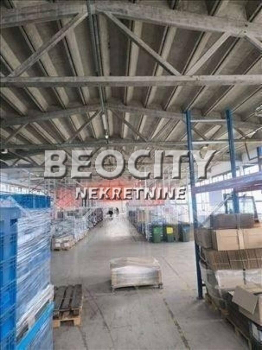 Poslovni prostor / Lokal, Novi Sad | Izdavanje · 1000m² · 4.500€