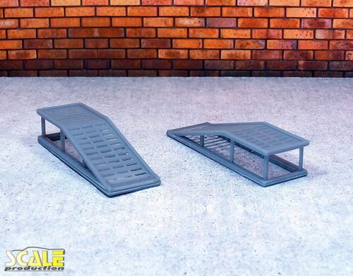 Scale Production SP24317 Car Service Ramps (2pcs)