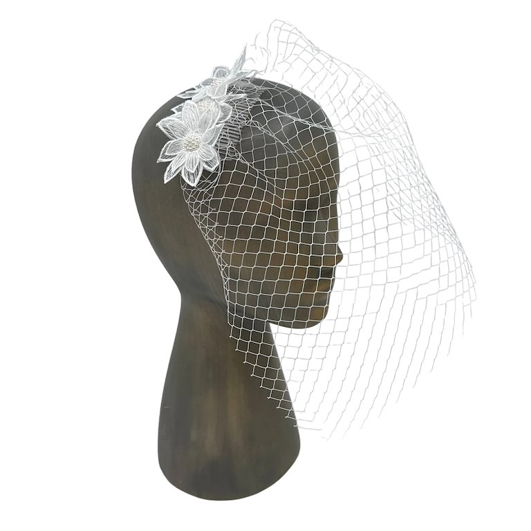 FASCINATOR OD CVETIĆA