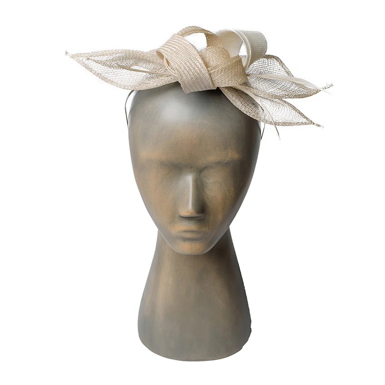 IVORY FASCINATOR