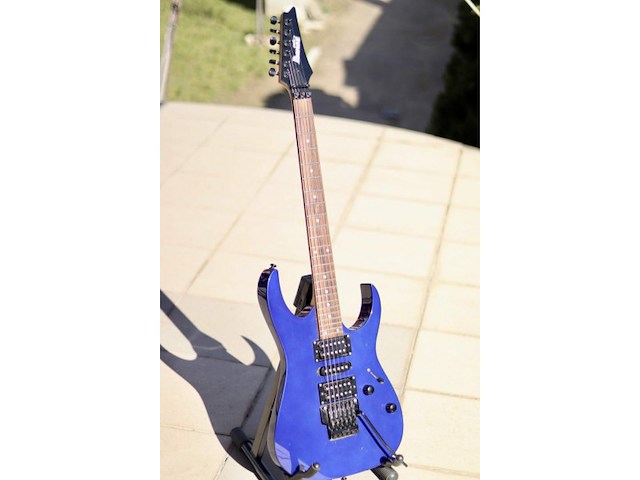 Ibanez GRG 270 B elektricna gitara SETUP NOVE ZICE