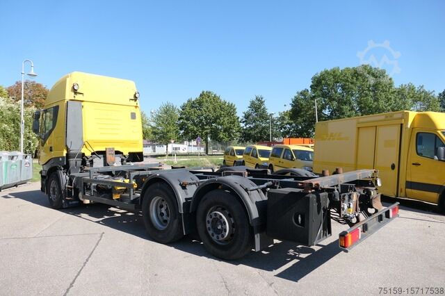 Kamion sa zamjenjivom nadogradnjom
iveco STRALIS AS 260 S42 Y/FS-CM AHK Lenk- und LiftachseKLIMA INTARDER EURO-5