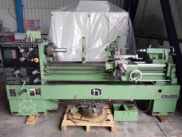 Univerzalni strug
NARDINI , ND 220