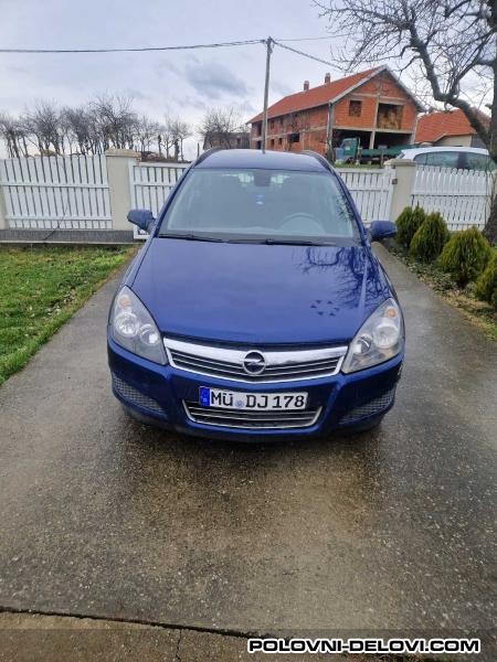 Opel Astra H Karoserija