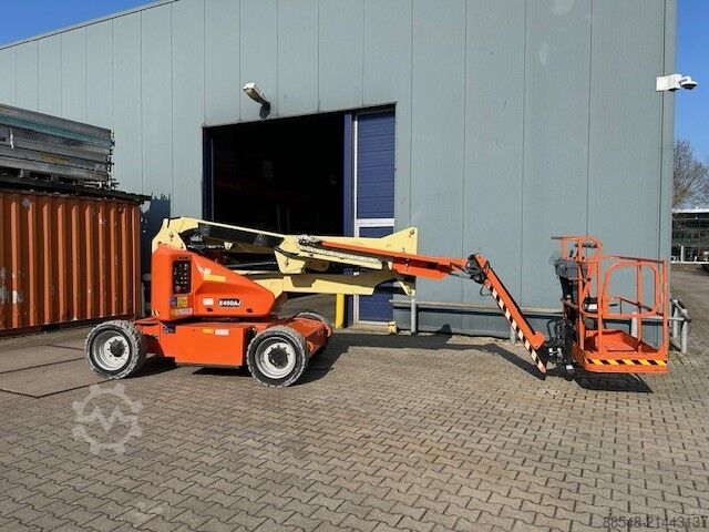 Radna platforma
JLG E450AJ