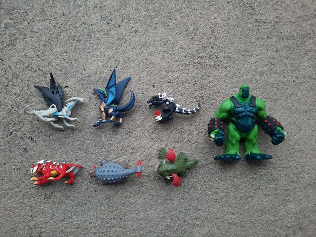 Dinofroz Dragons Revenge lot 1