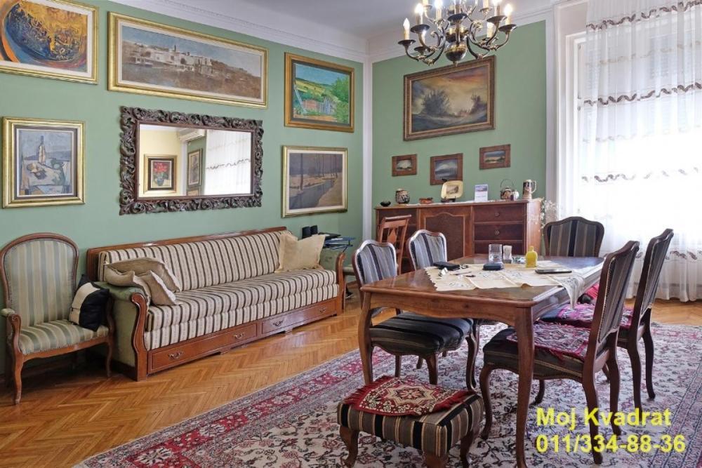 Trosoban stan na prodaju, 110m2, 480.000€