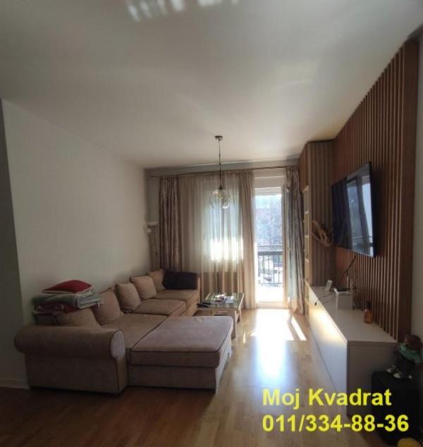 Troiposoban stan na prodaju, 74m2, 305.000€