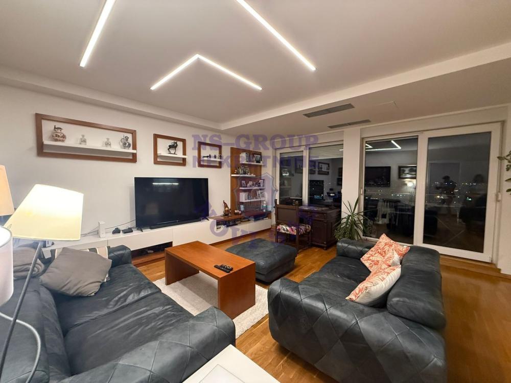 Četvorosoban stan na prodaju, 114m2, 352.260€
