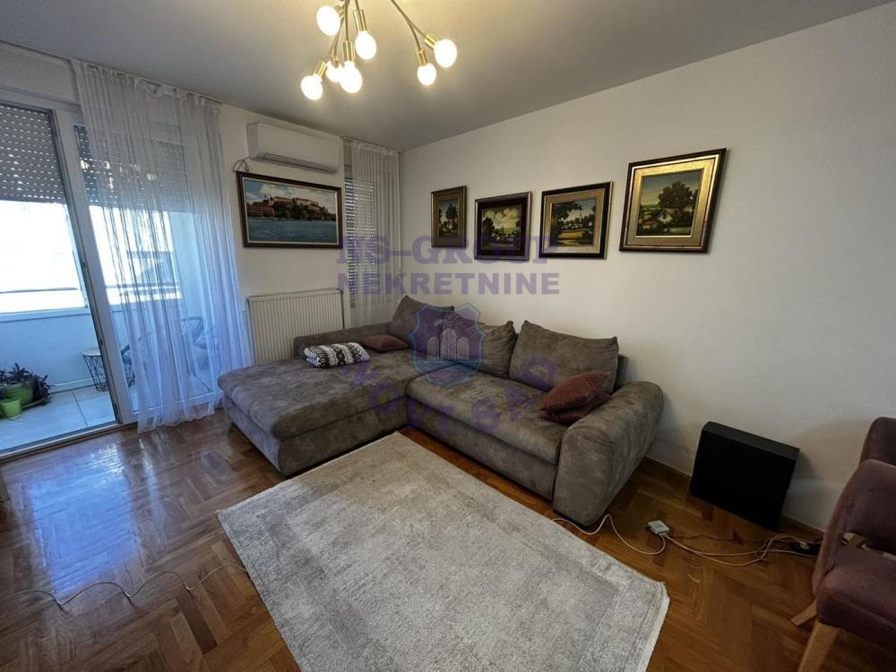 Troiposoban stan na prodaju, 92m2, 267.800€