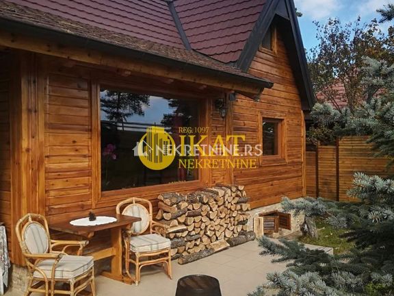 Zlatibor, Kobilja glava, kuća, 120m2, sa terasom i placom od 7 ari ID#4617