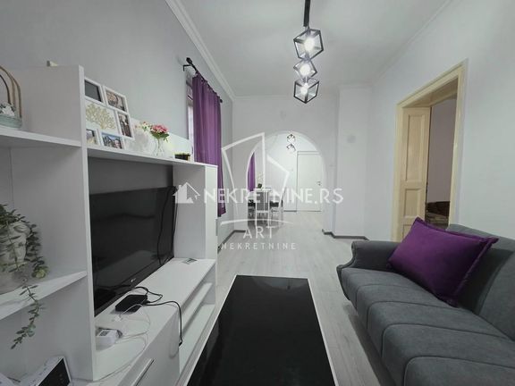 Gardoš , kuća , mereno 80 m2 ID#13944
