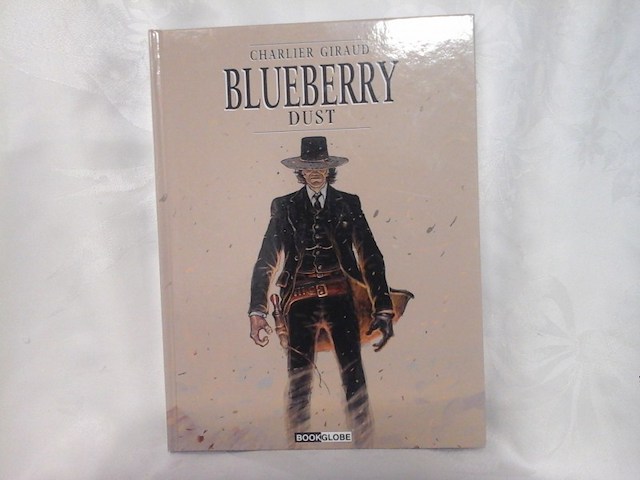 Blueberry Dust Bluberi bookglobe Giraud