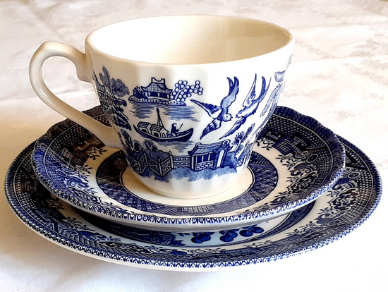 Porcelan Churchill Blue Willow set za čaj