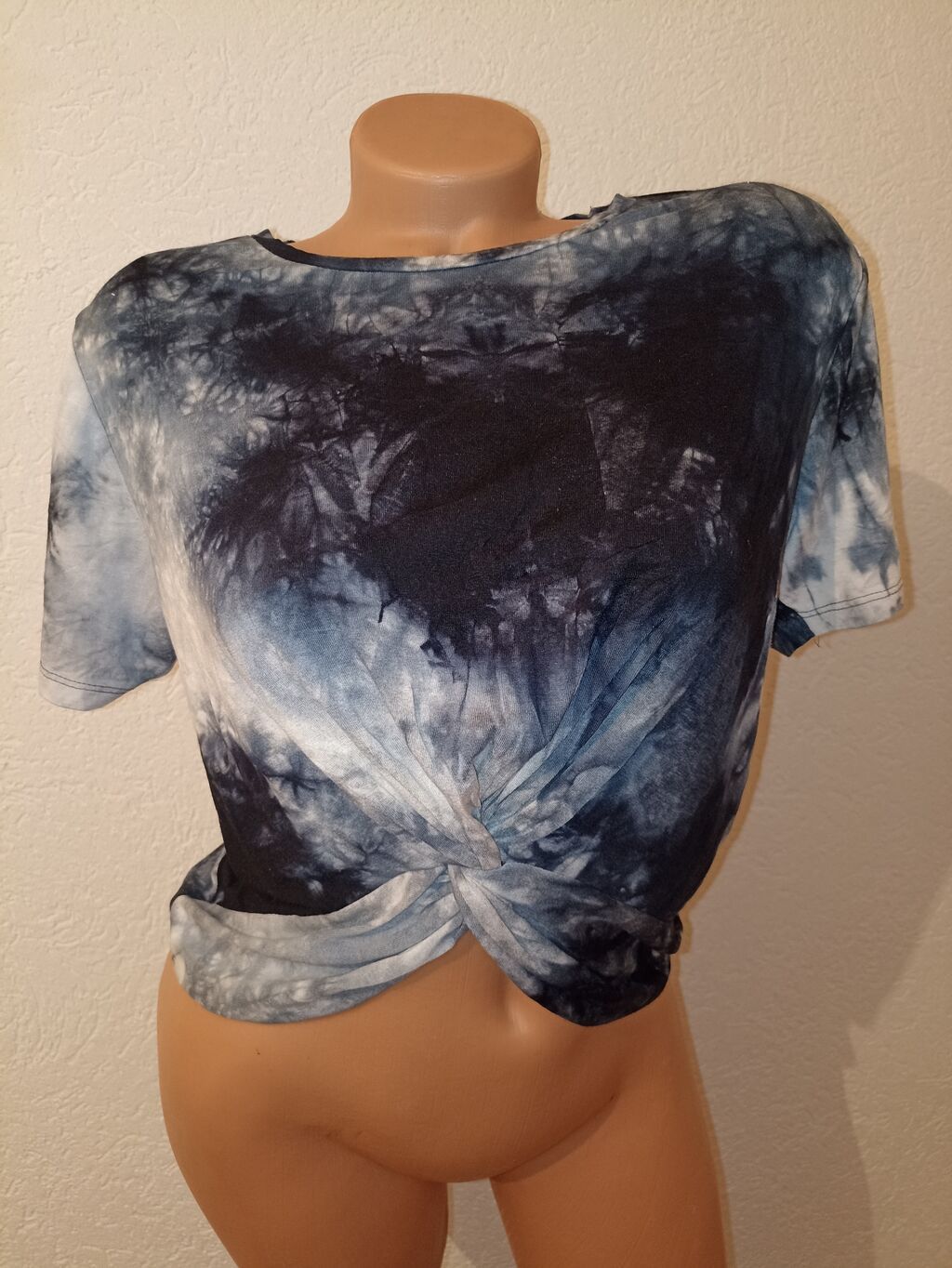 Primark crop top kao nov,velicina M