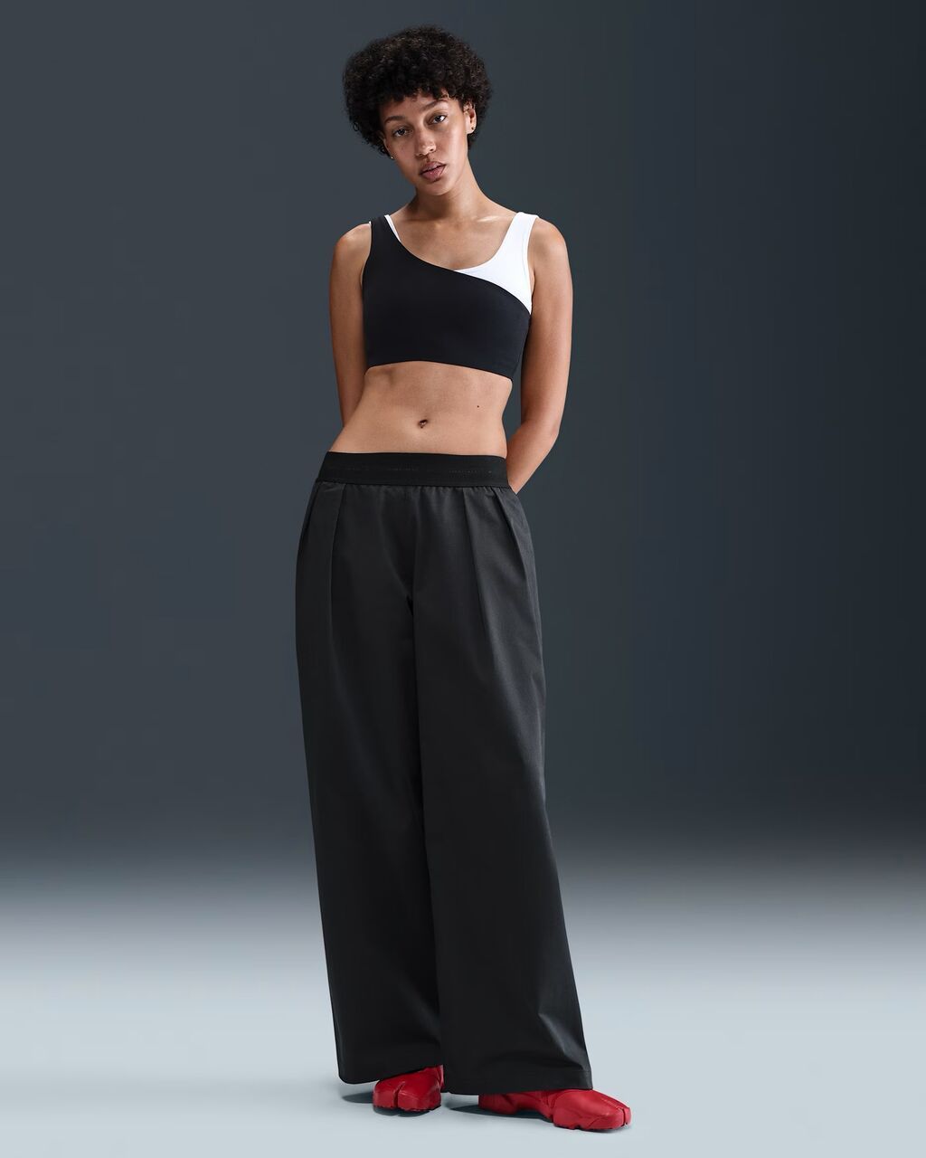 NIKE Sportswear Black Trousers For Women vel. S, M NOVO HV