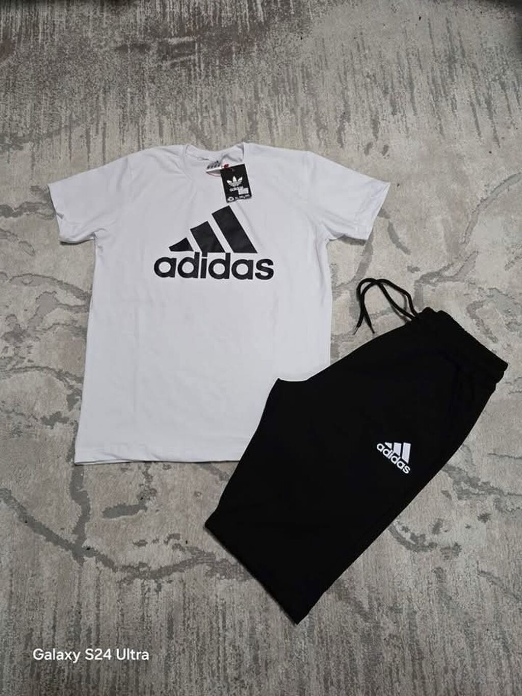 Trenerka Adidas, bоја - Crna