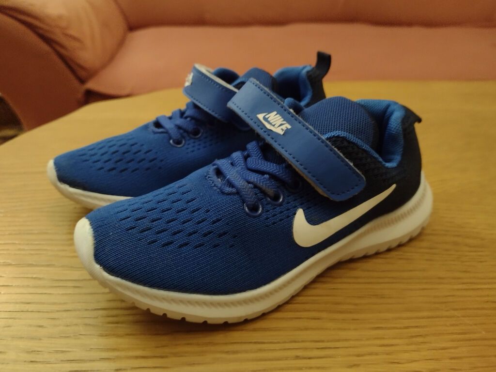 Dečje patike Nike br. 30 - Dečje patike Broj 30 Duzina spoljnjeg