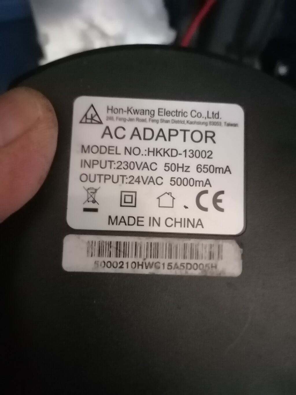 AC adapter Hon-Kwang Electric Co., Ltd. – model HKKD-13002 - Ulaz