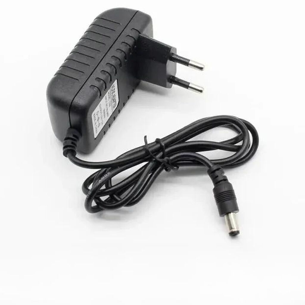 Adapter AC/DC 12V/2A NOVO. Opis proizvoda: AC adapter punjač Napajanje