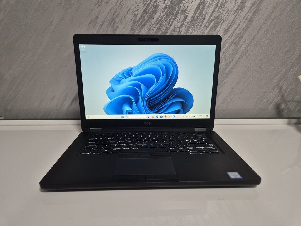 Prodajem Dell Latitude 5490 i5-8350u 8Gb / 256Gb / 14" FHD IPS