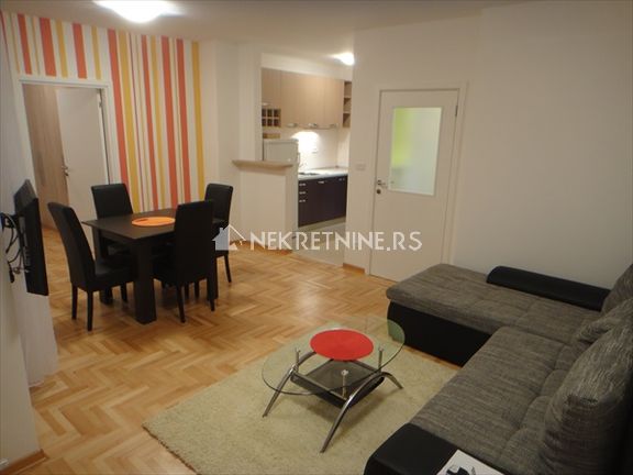Voždovac, Centar, Vojvode Stepe, 2.0, 50m2, 550 EUR