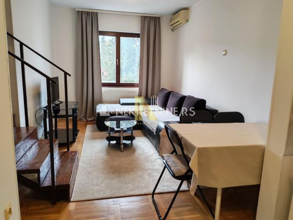 CENTAR DUNAVSKA - DVOIPOSOBAN STAN 54m2 - PET FRIENDLY