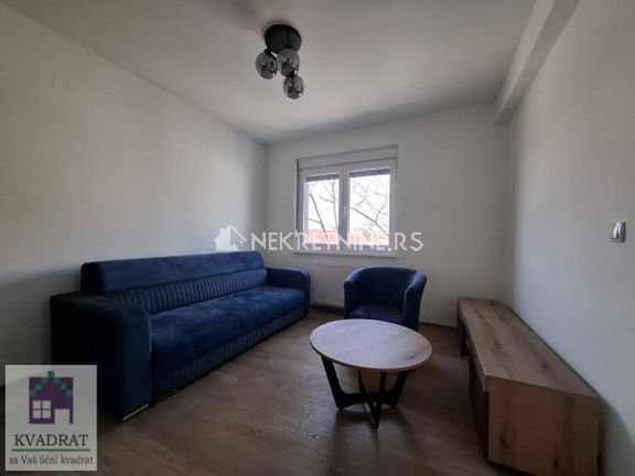 IZDAVANJE! Jednoiposoban stan 50 m², II sprat (CENTAR, NAMEŠTENO) - 420€