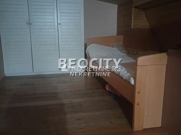 Zemun, Centar, Karamatina, 0.5, 28m2, 350EUR