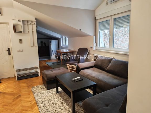 MIRIJEVO 4, Jednoiposoban stan za izdavanje, Mirka Banjevića , 450€, 40m², starogragnja, LUX, CG