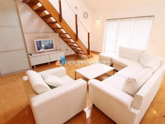 Stari grad, Atelje 212, 2.0 stan, 86m2, 1000 EUR, ID 41480