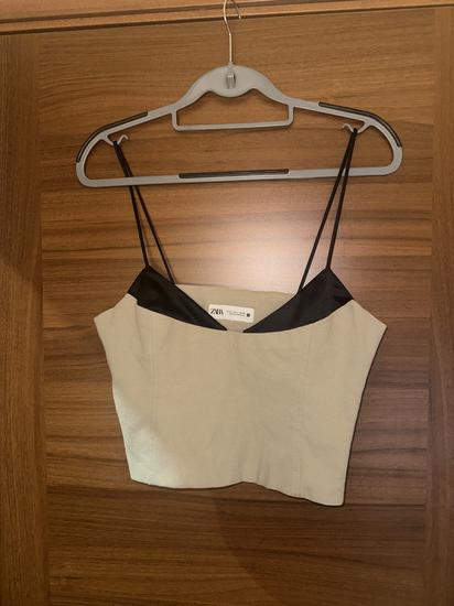 149. Zara top NOV