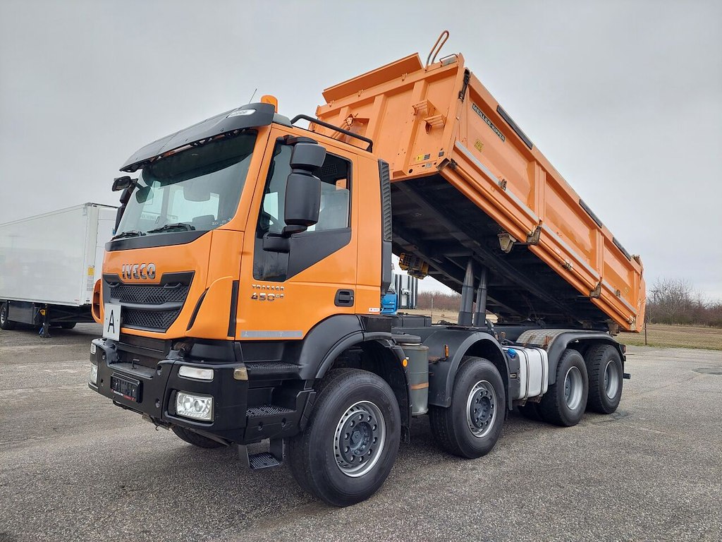 IVECO Trakker AD 340T450 kiper