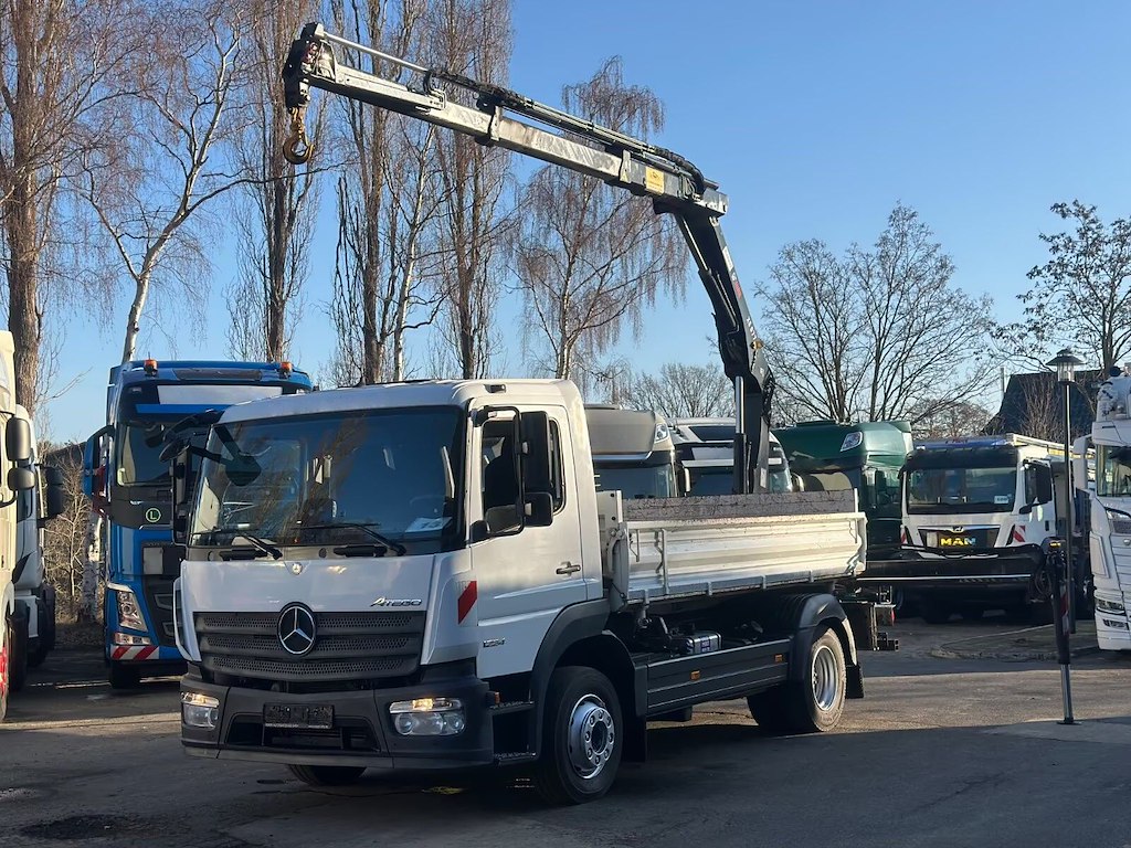 Mercedes-Benz Atego 1224 Tipper truck + Crane kiper
