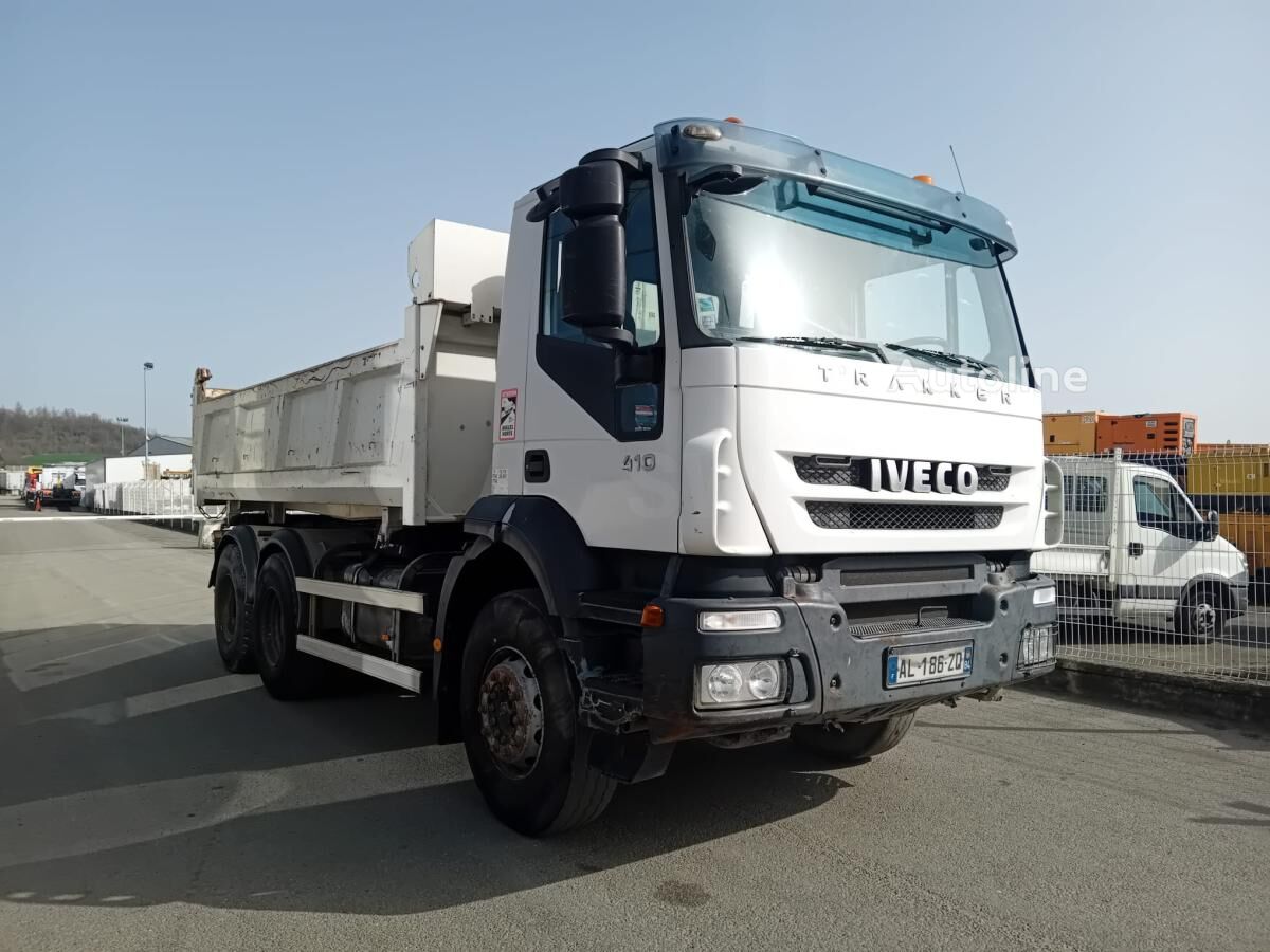 IVECO Trakker 410 kiper