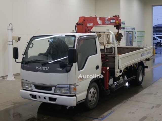 Isuzu ELF kamion s ravnom platformom < 3.5t
