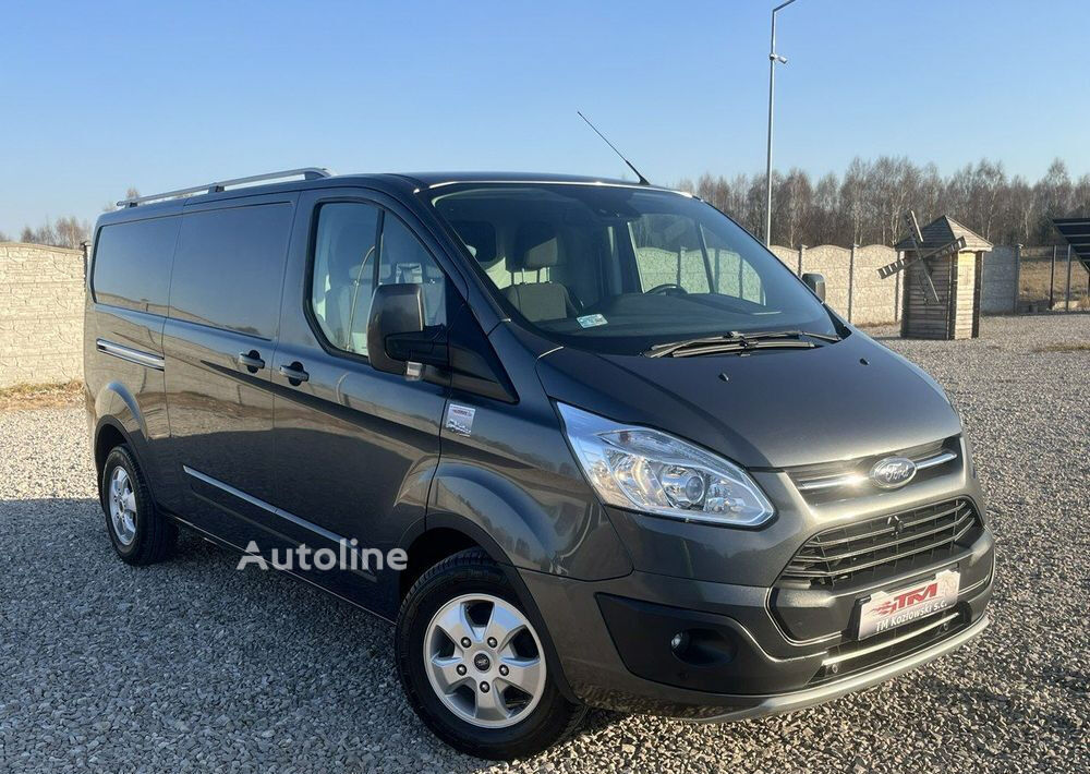 Ford Transit Custom minibus furgon
