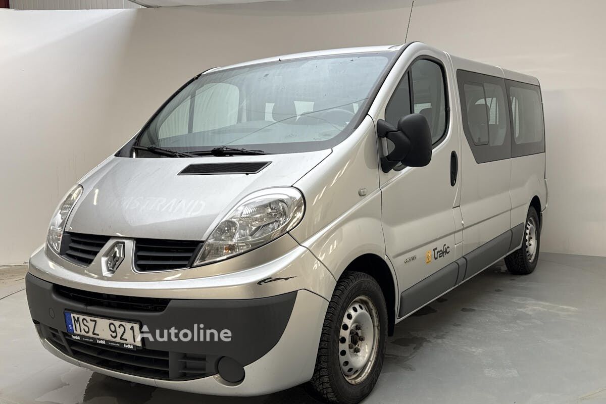 Prodaje se Renault Trafic putnički minibus na aukciji