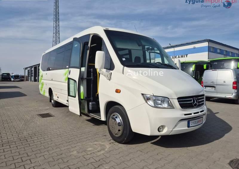 Mercedes-Benz VARIO putnički minibus