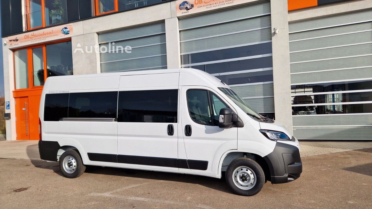 Novi Opel Movano putnički minibus
