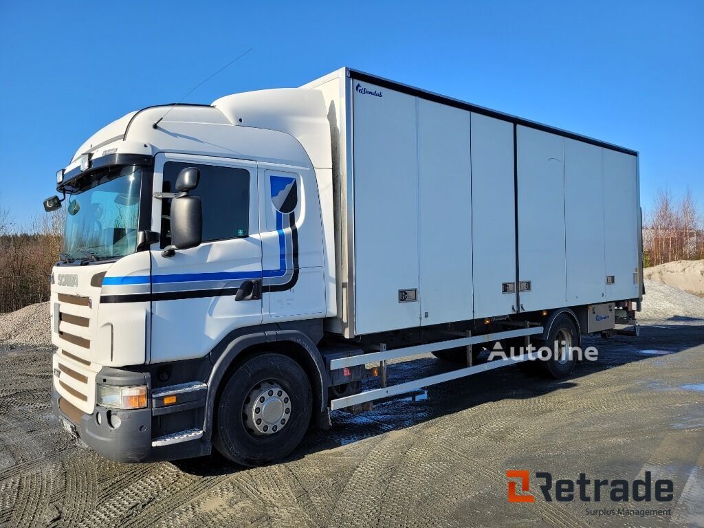 Prodaje se Scania G320DB4X2MNB kamion furgon na aukciji